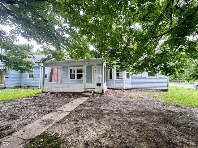 2005 Euclid Dr, Anderson, IN 46011
