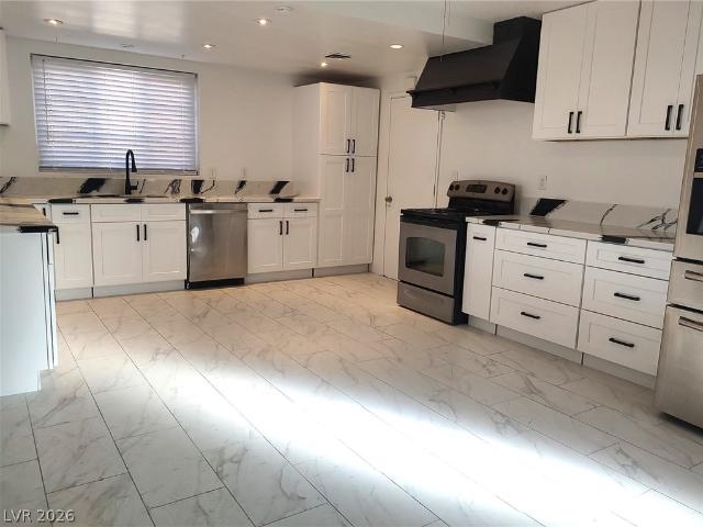 2005 E Oakey Blvd, Las Vegas, NV 89104 | MLS #2757 | Compass