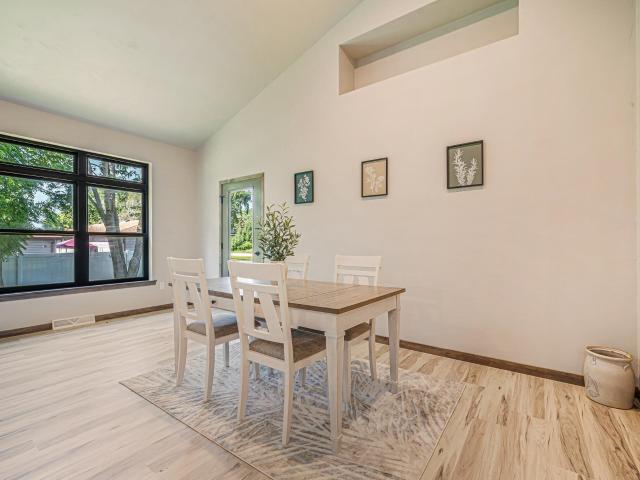 2005 e ridge haven lane