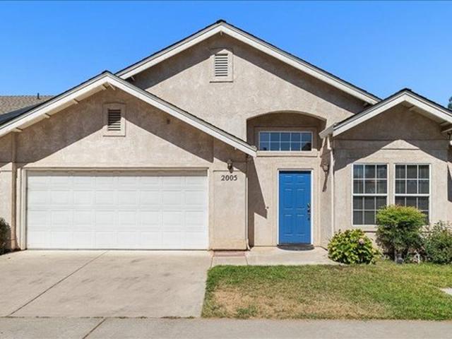 2005 Eagle Pl, Lodi, CA 95240