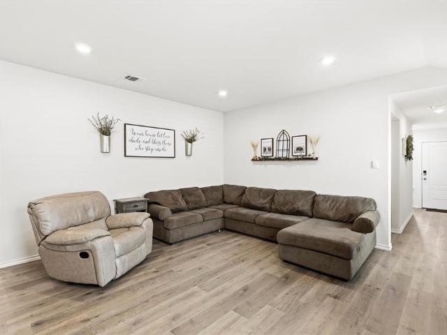 2005 Feeder Way, Royse City, TX 75189 | MLS #21203 | Compass