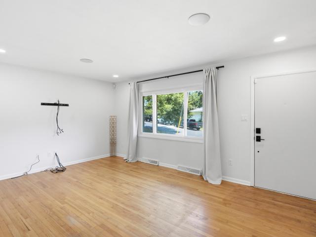 2005 garden dr