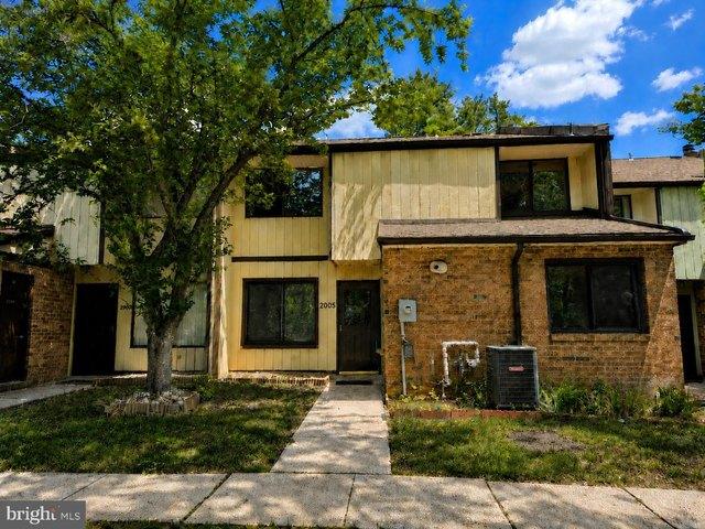 2005 Greenwood Dr, Lindenwold, NJ 08021