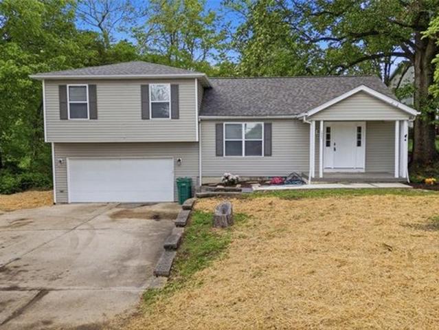 2005 Lebanon Ave, Belleville, IL 62221