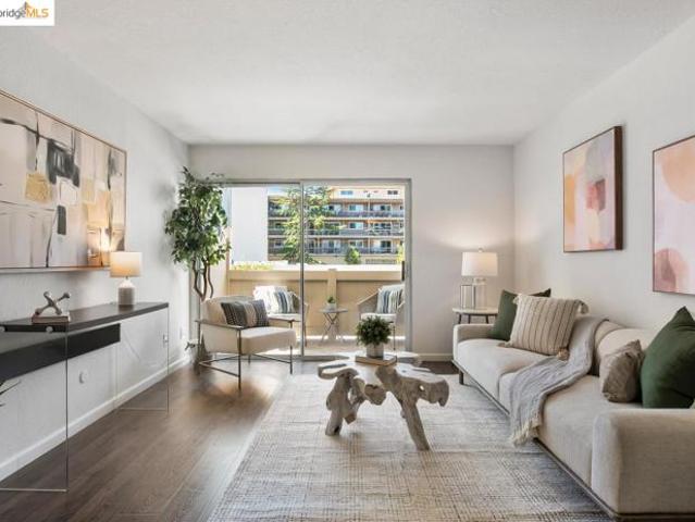 2005 Pleasant Valley Ave 111, Oakland, CA
