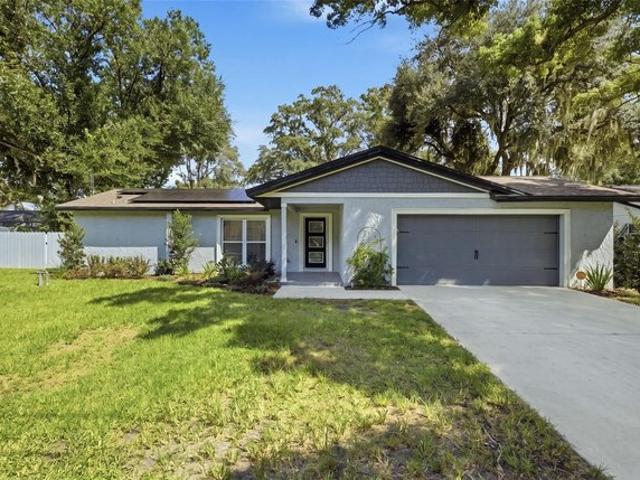 2005 Russell Dr, Tampa, FL 33618