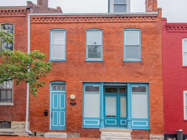 2005 S 11th St, Saint Louis, MO 63104