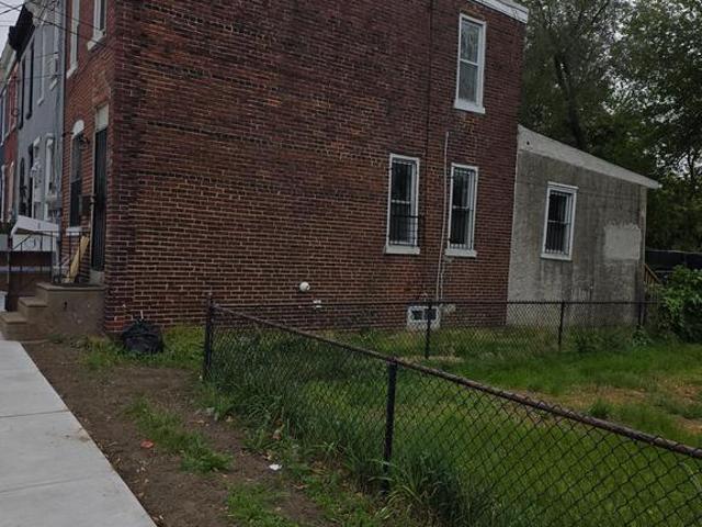 2005 S 9Th Street