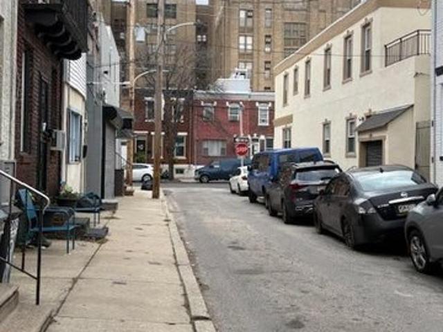 2005 S Mildred St, Philadelphia, PA 19148