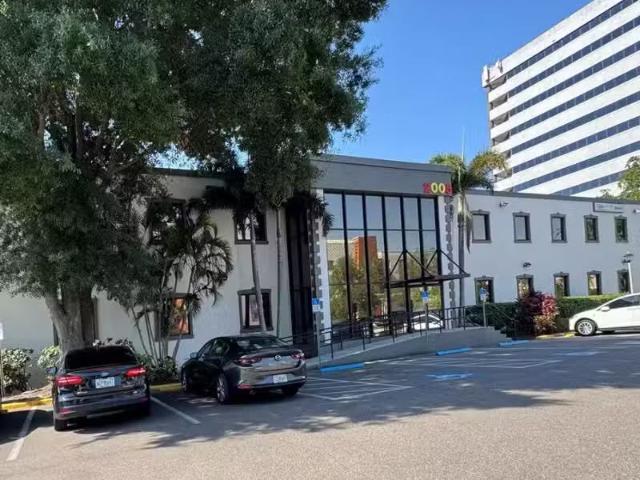 2005 S Pan Am Creek S, Tampa, FL 33607 MLS TB8378850