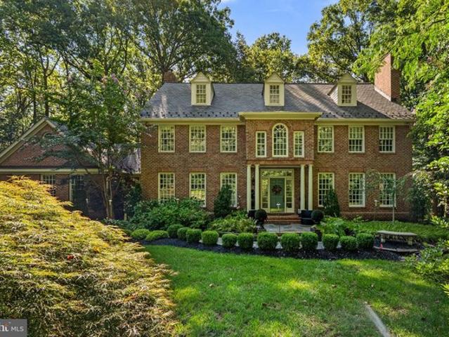 2005 Saint Stephens Woods Dr, Crownsville, MD 21032