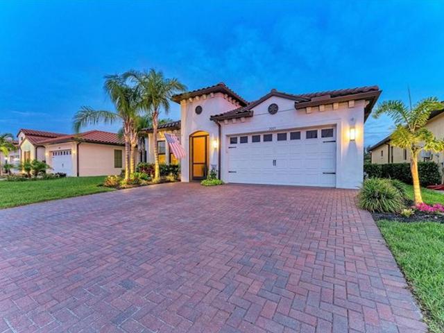 2005 6th St E, Palmetto, FL 34221