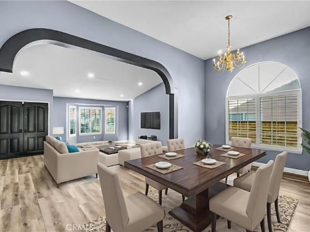 20061 Shadow Hills Ct, Saugus, CA 91390 | MLS #GD26027 | Compass