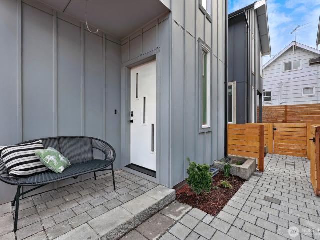 2006 B 19th Avenue S