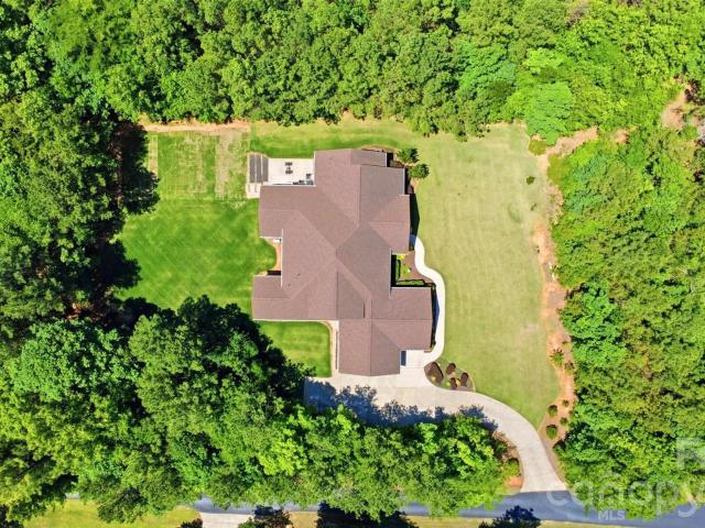 2006 Eagle Point Estate