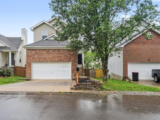 2006 Lassiter Dr, Goodlettsville, TN 37072