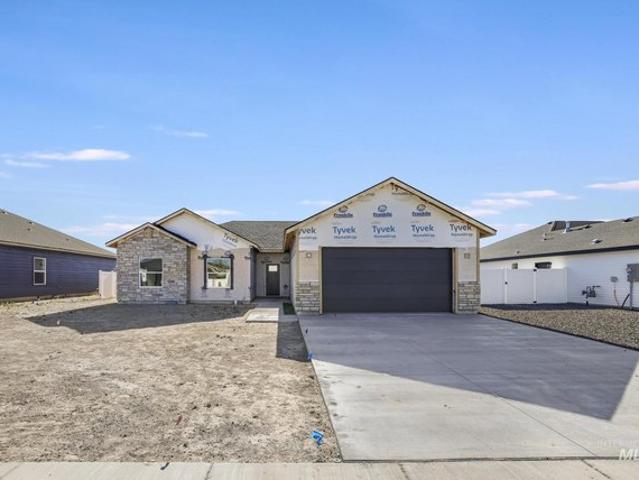 2006 Regan St, Jerome, ID 83338