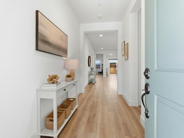 2006 Red Oak Drive