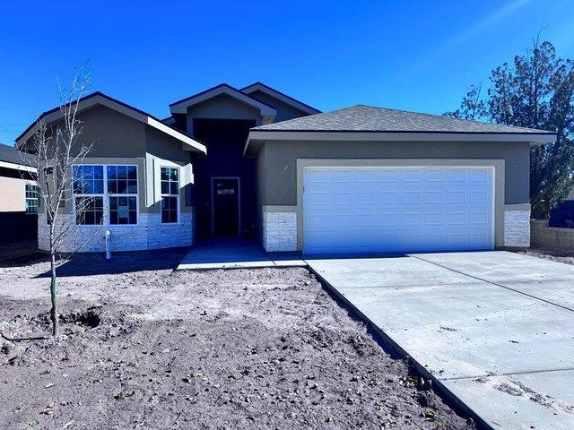 2006 S Park St, Pecos, TX 79772