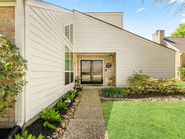 2006 Shadybriar Dr, Houston, TX 77077 | MLS #40143 | Compass