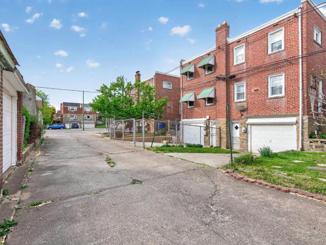 2006 Vista St, Philadelphia, PA 19152 | MLS #PAPH2605