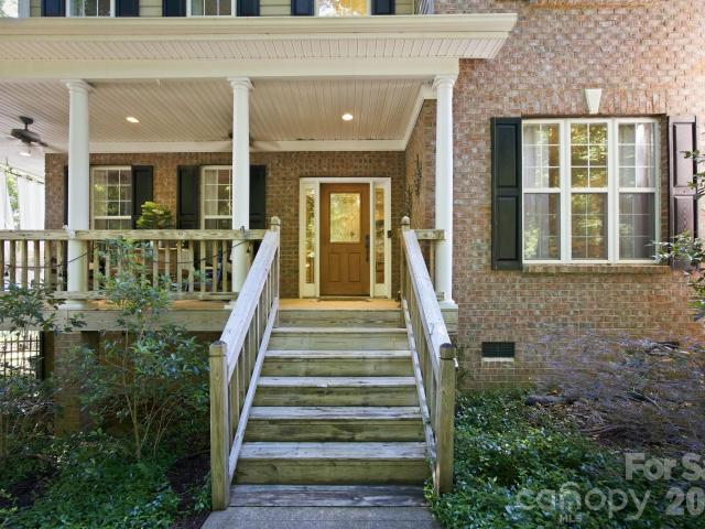 2006 Wedgewood Drive