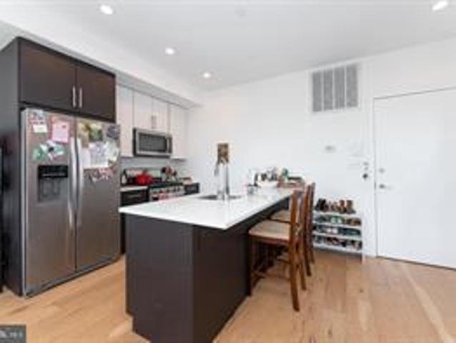 2006 10 Frankford Avenue # 301