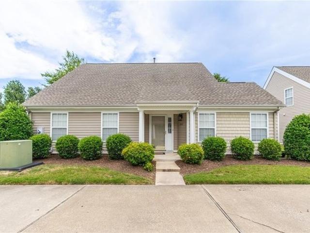 2007 Nicklaus Dr, Suffolk, VA 23435