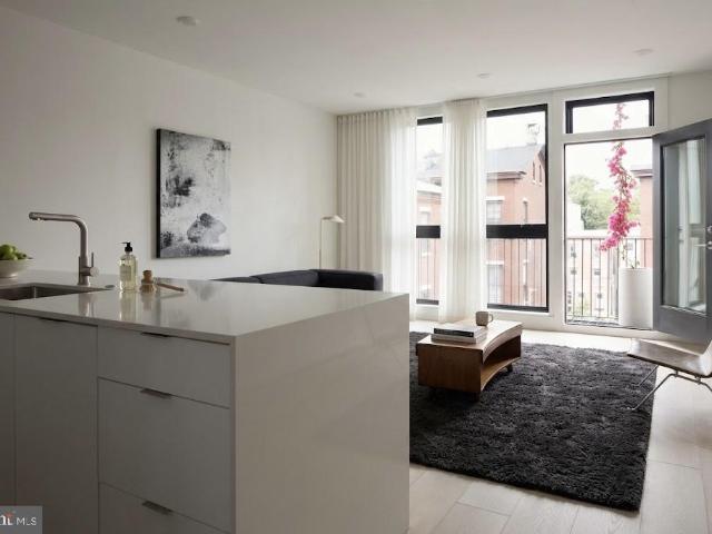 2007 Cambridge Street # 10