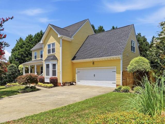 2007 Castleburg Dr, Apex, NC 27523