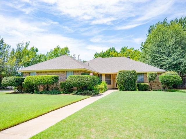 2007 Harwell St, Grapevine, TX 76051