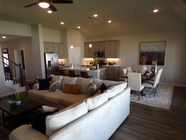 2007 Heather Ridge Way