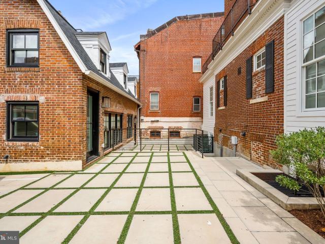 2007 Wyoming Avenue NW Unit# 17, Washington, US, DC