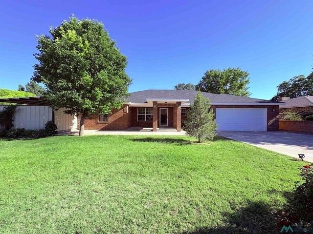 2007 W Beech St, Portales, NM 88130