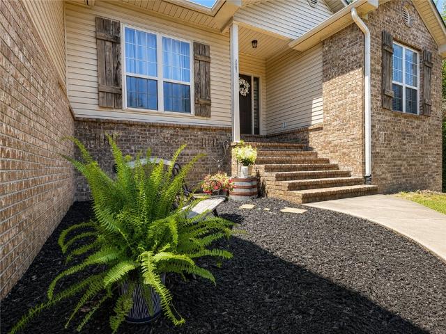 2007 White Oak Lane