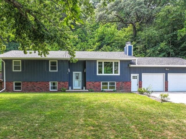 2008 Oak Dr, Missouri Valley, IA 51555