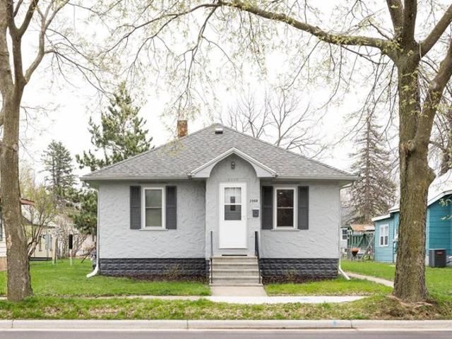 2008 Onalaska Ave, La Crosse, WI 54603