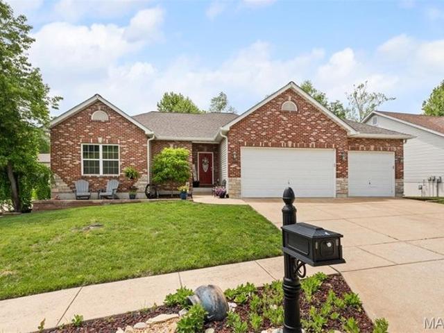 2008 Agape St, Arnold, MO 63010