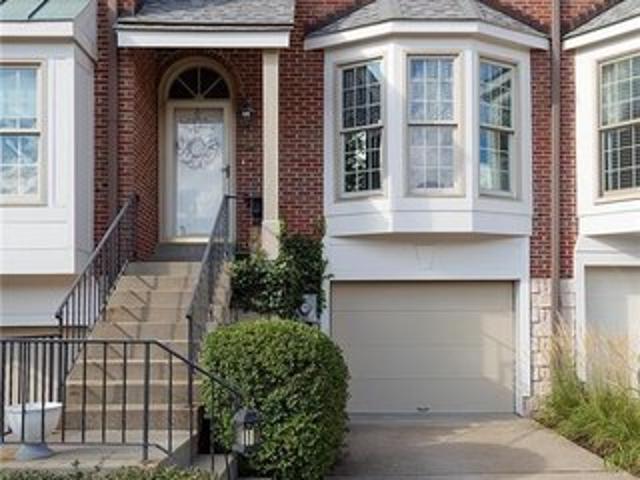 2008 Alden Dr, Pittsburgh, PA 15220