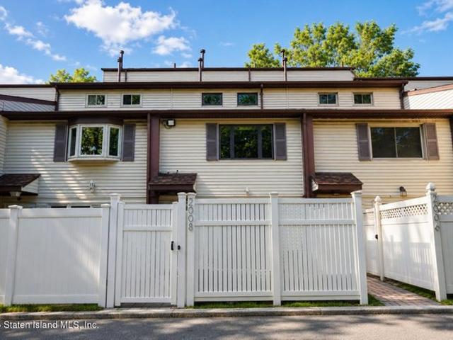 2008 Arthur Kill Rd, Staten Island, NY 10312