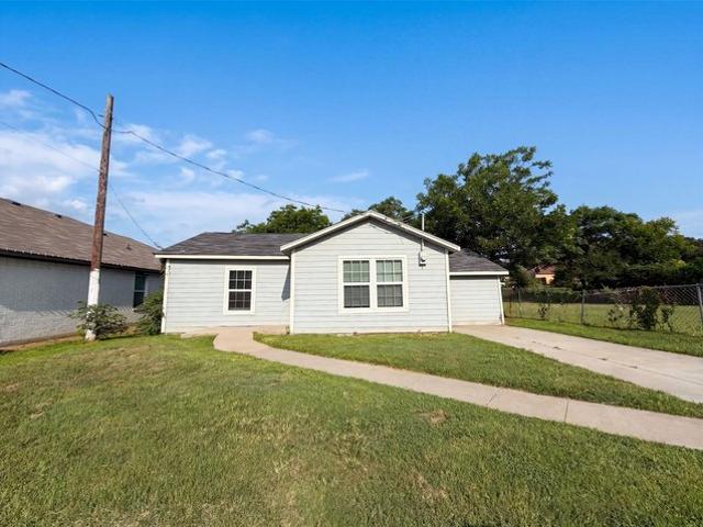 2008 Danner St, Fort Worth, TX 76105