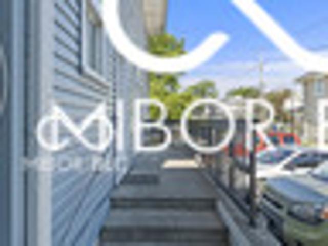 2008 E Washington Street