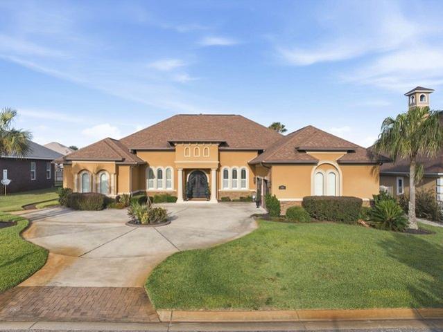 2008 Fontainebleau Ct, Navarre, FL 32566