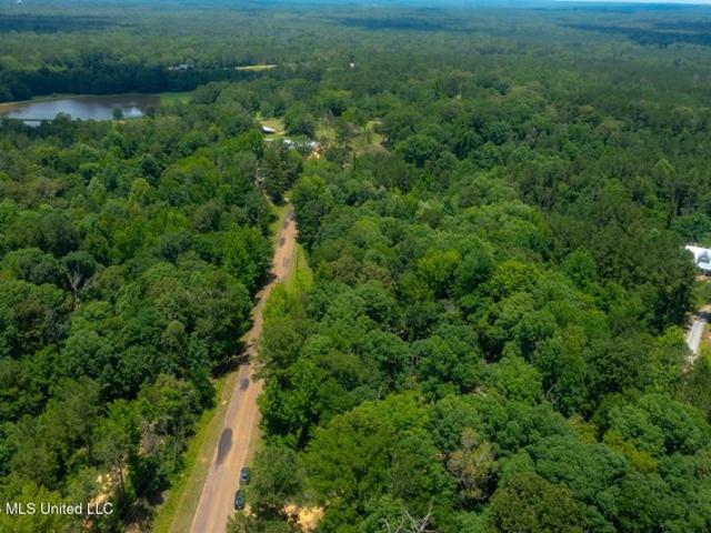 2008 Gallatin Rd, Crystal Springs, MS 39059