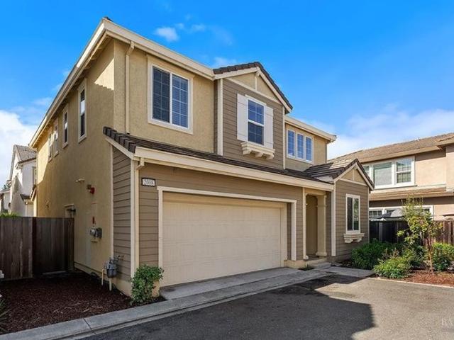 2008 Karen Pl, Rohnert Park, CA 94928