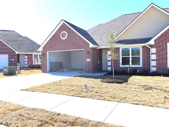 2008 Reagan Ct, Bryan, TX 77802 | MLS #26004 | Compass
