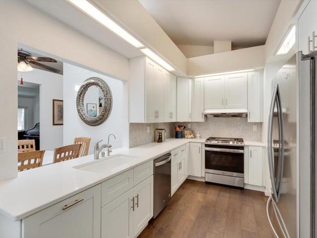 2008 Stonefield Ln, Santa Rosa, CA 95403