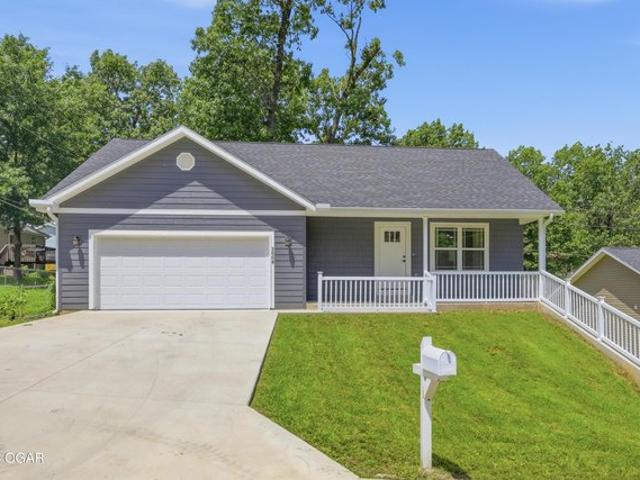 2008 Sally Ann Ave, Neosho, MO 64850
