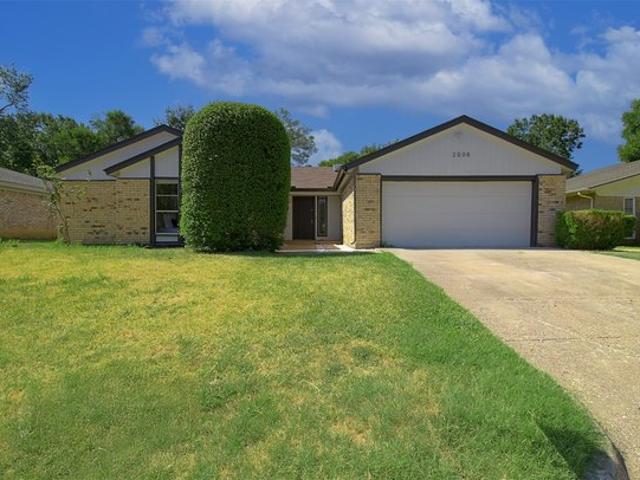 2008 Sexton Dr, Arlington, TX 76015
