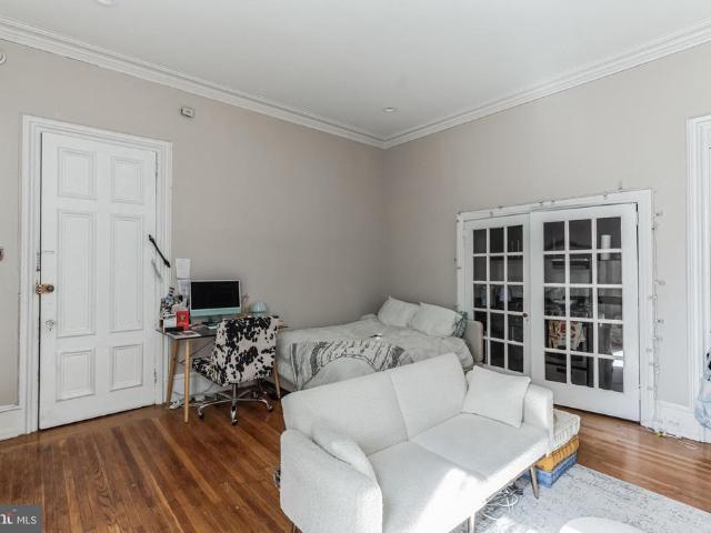 2008 Spruce Street # 2M
